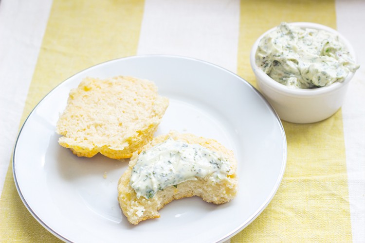 Homemade Whipped Herb butter - Cooking Maniac